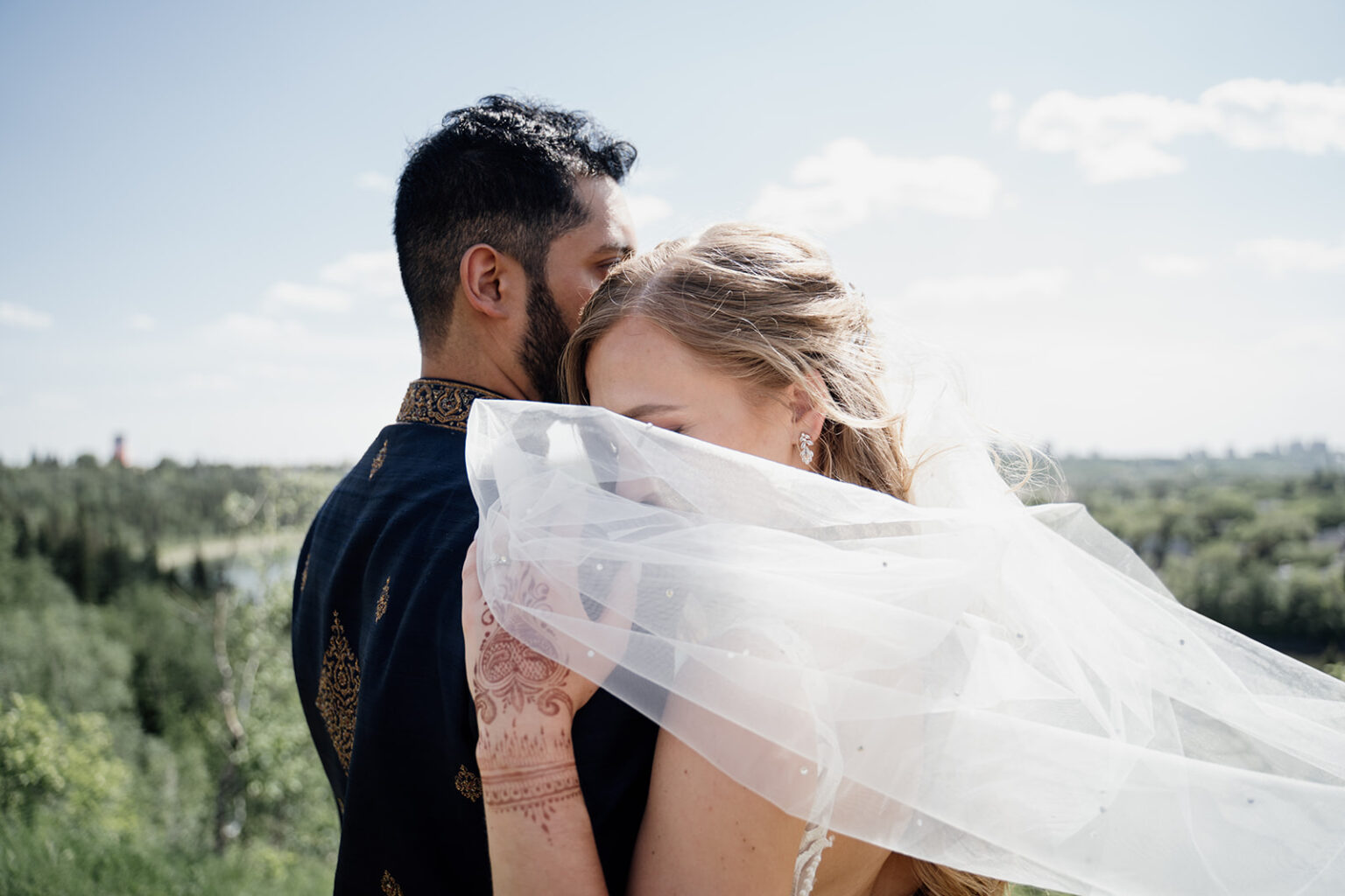 A Culturally Diverse Wedding - Confetti Magazine