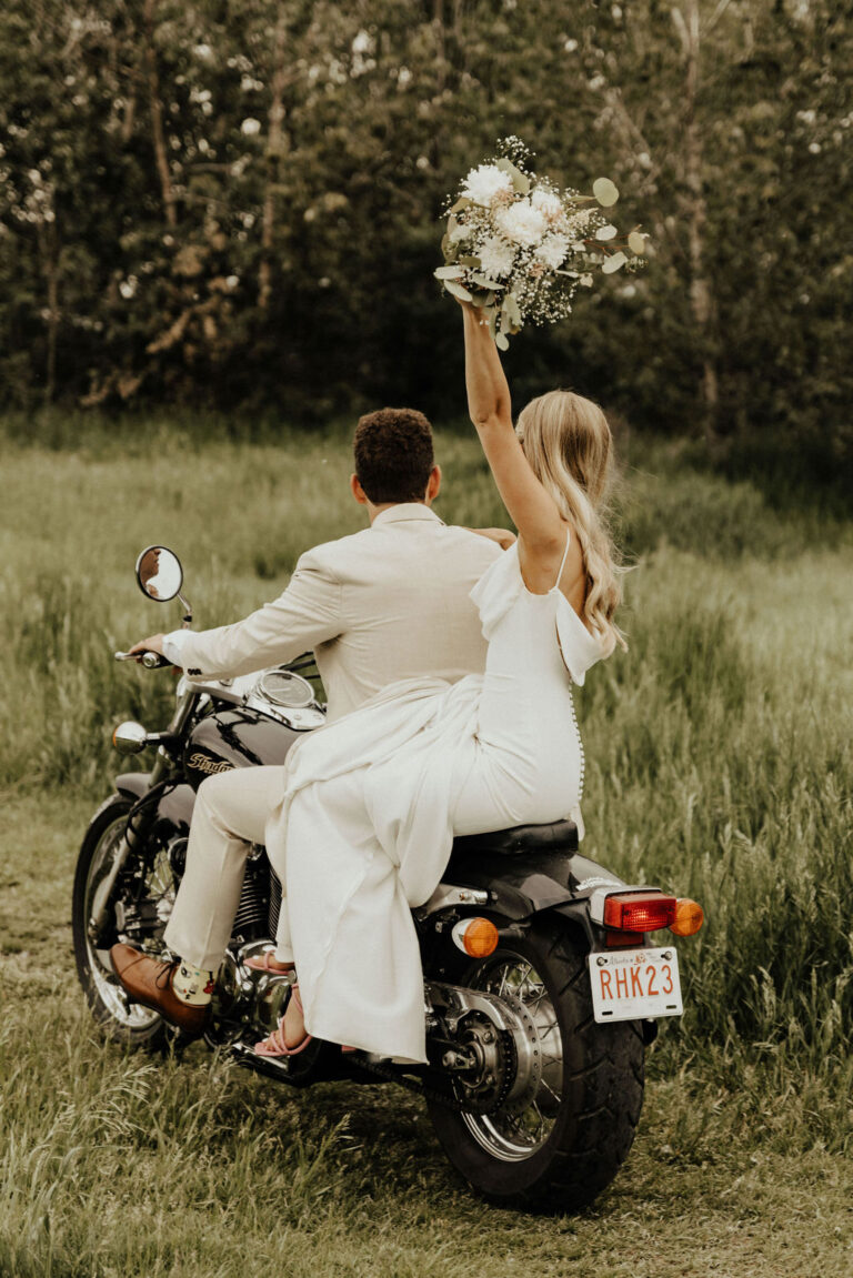 A Minimalistic Motorcycle Wedding - Confetti Magazine