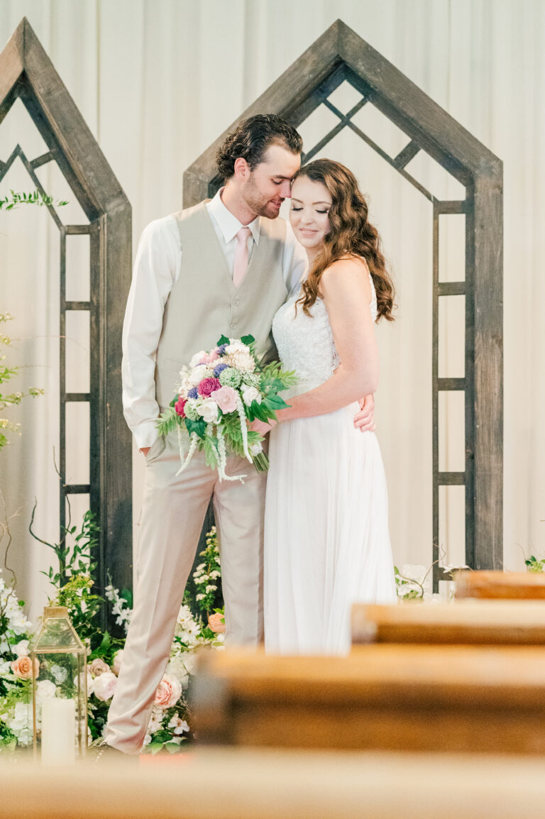 Embracing the Elements: A Vintage Rustic Styled Shoot - Confetti Magazine