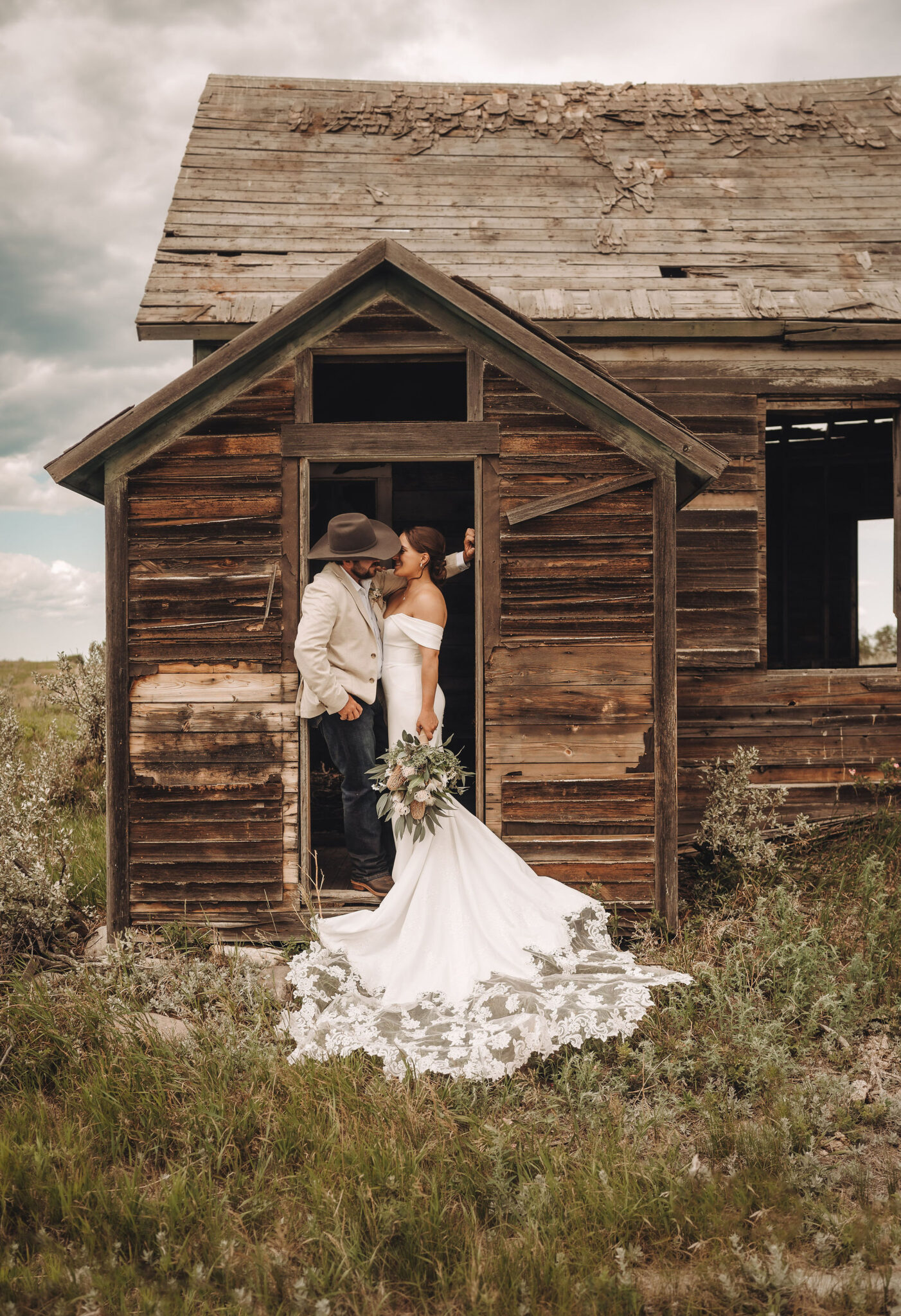 An Unforgettable Country Wedding - Confetti Magazine
