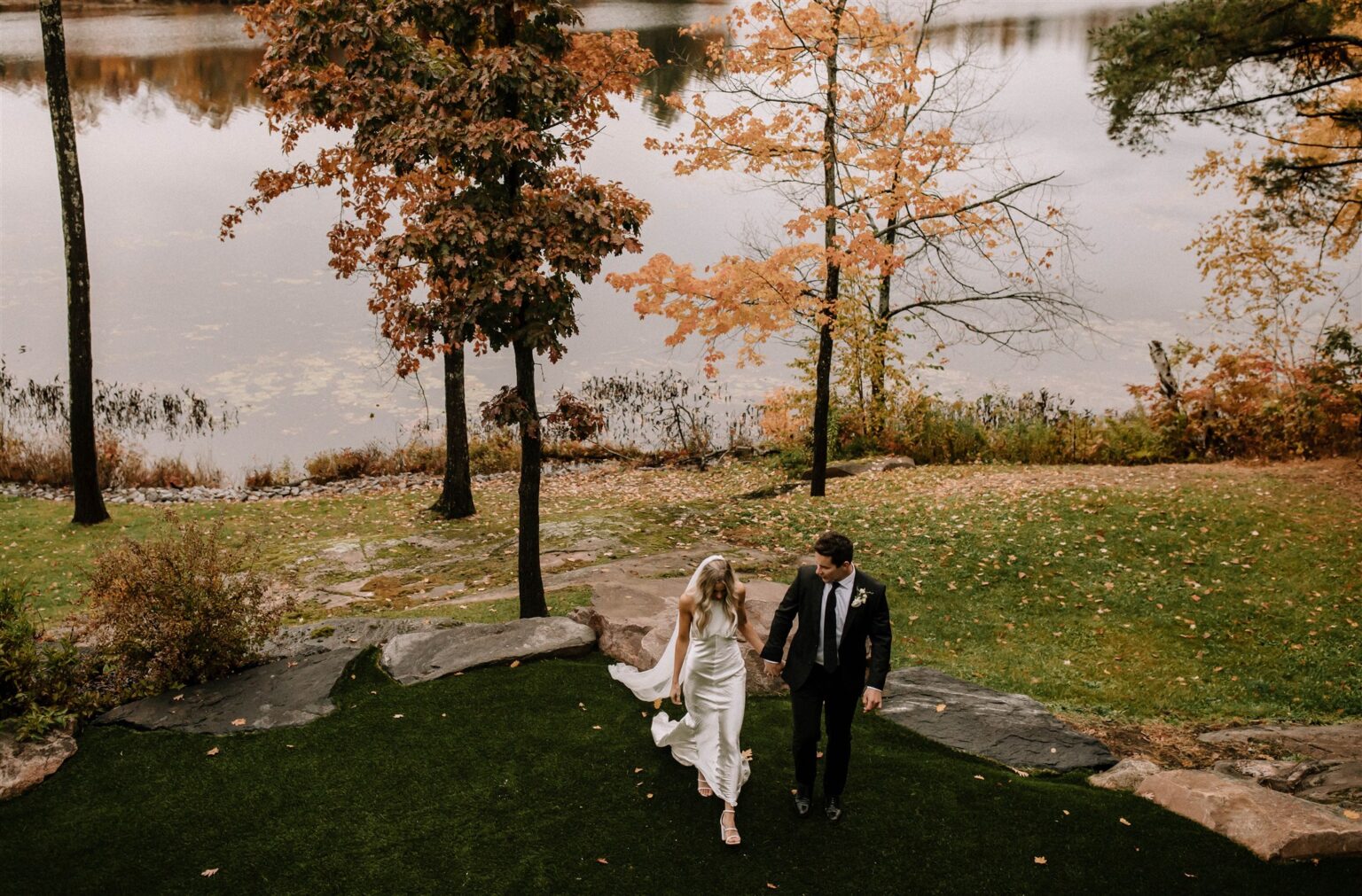 Embracing Love in Autumn - Confetti Magazine