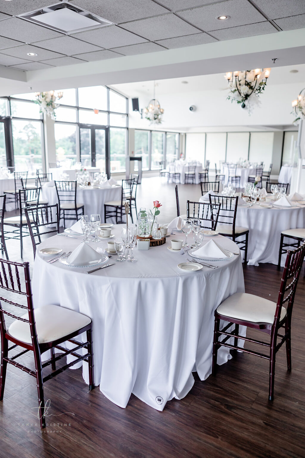 Fairytale Golf Course Wedding - Confetti Magazine