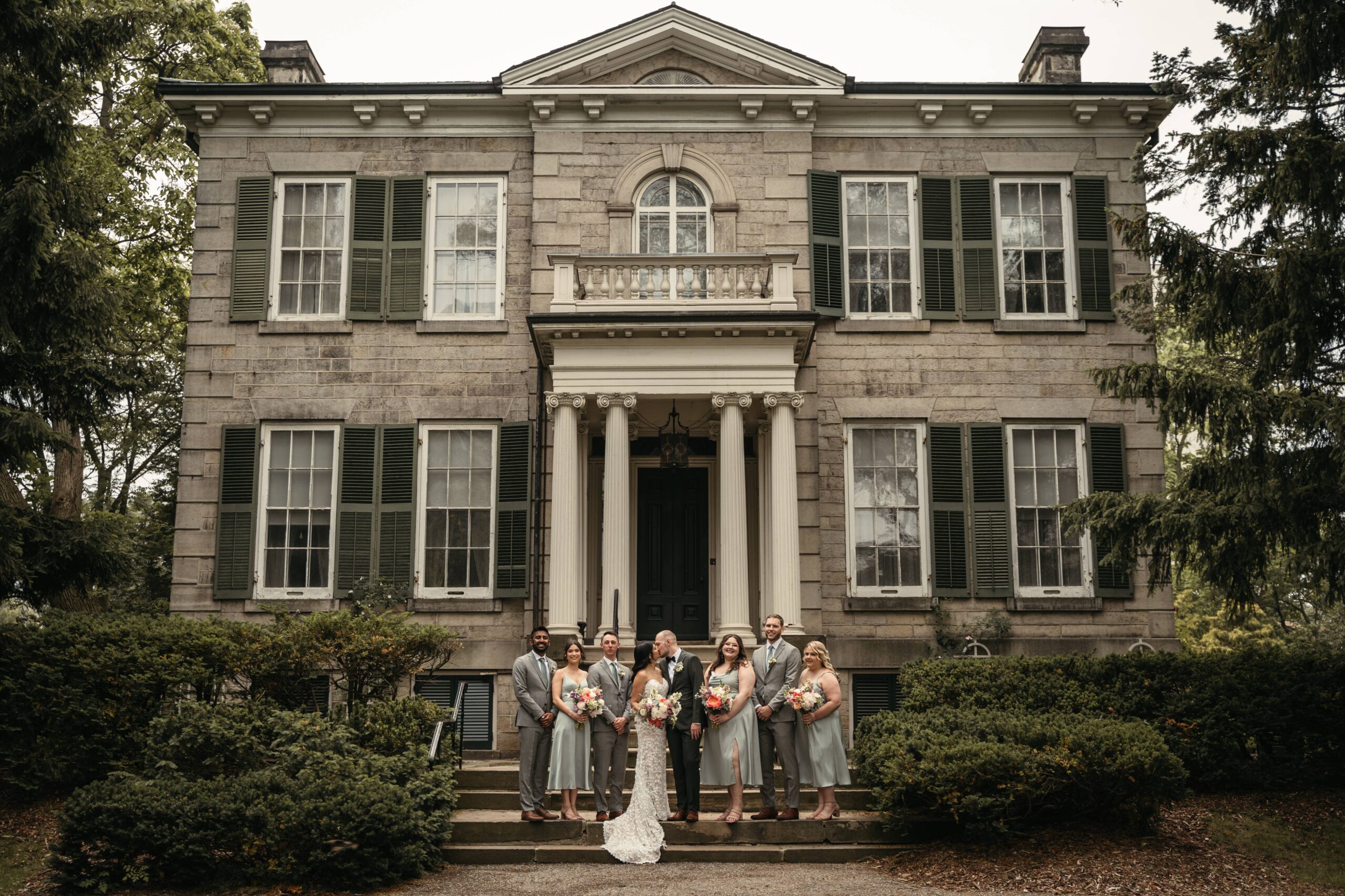 Where to Splurge vs. Where to Save on Your Wedding - Confetti Magazine